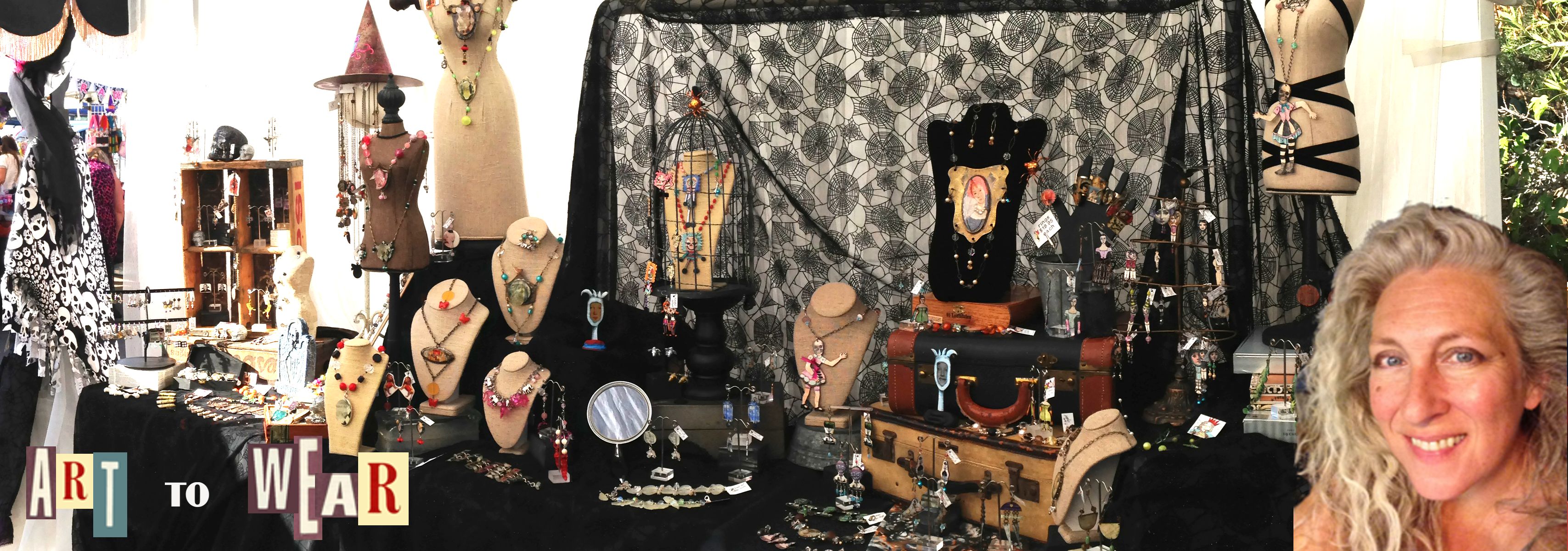- Susan's Charming Trinkets & Art Circus
